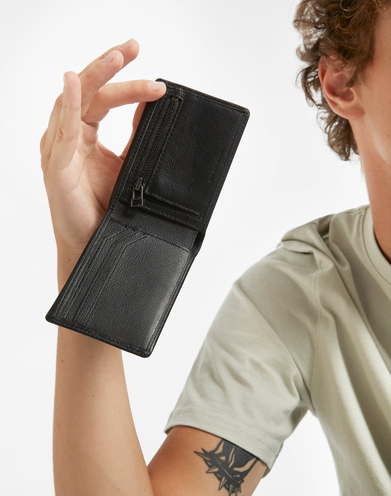 Otis Leather Wallet | Status Anxiety